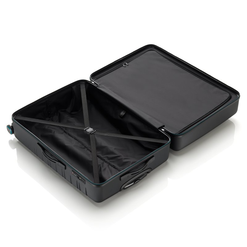 Tripp Horizon Black Large Suitcase